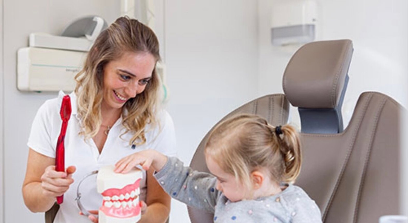 Dr. med.dent. Christina Haas - Prophylaxe | Zahnärztin in 1230 Wien ...