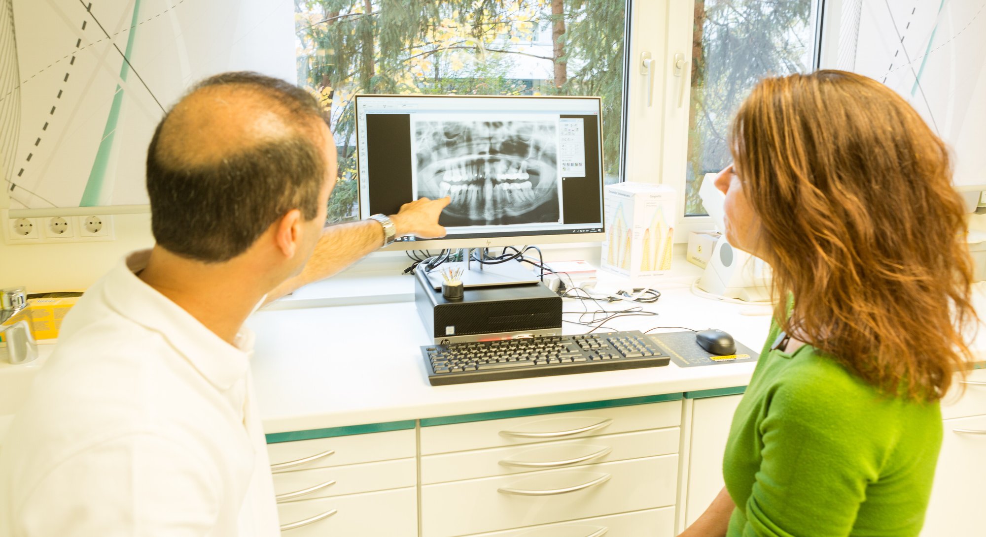 Dr. med. dent. Alireza Emami Nouri, MSc | Zahnarzt in 1070 Wien ...