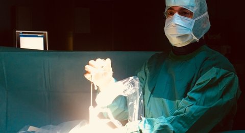 OA Dr. med. Nazem Atassi | Neurochirurg in 1190 Wien - DocFinder.at