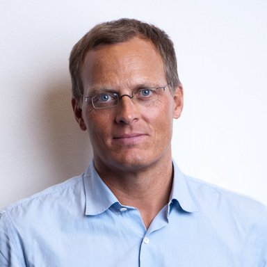 OA Dr. Thomas Bauer | Plastischer Chirurg in 6020 Innsbruck - DocFinder.at