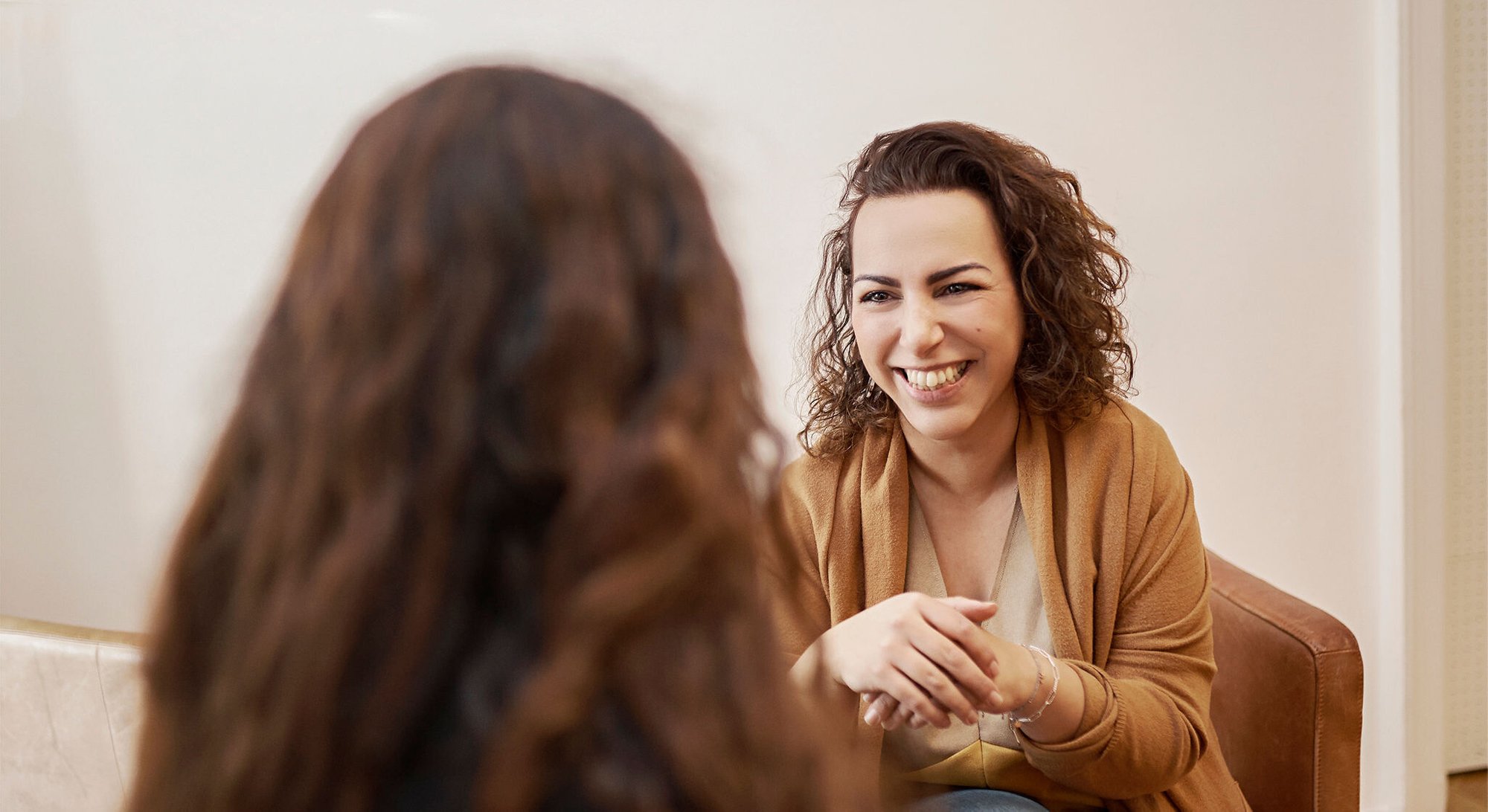 Dr. Sara Abayev | Plastische Chirurgin in 1060 Wien - DocFinder.at