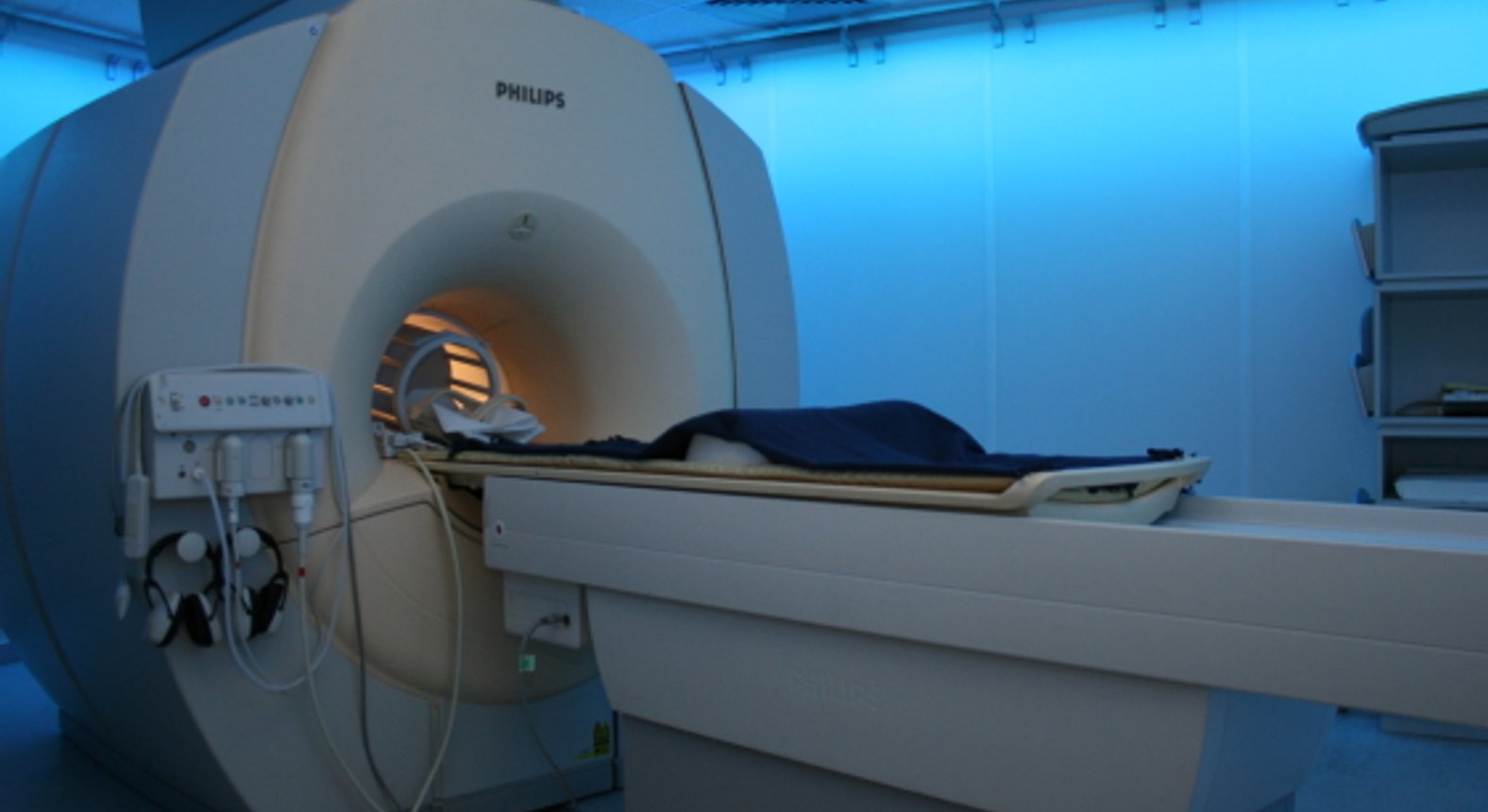 Dr. Friedrich Vorbeck - Magnetresonanztomographie - MRT | Radiologe in ...